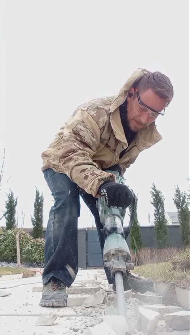 Пафосная штроба