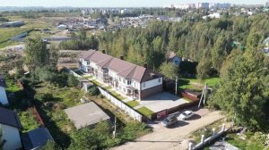 В продаже таунхаус 193 метра на 2 сотках в 25 минутах езды от метро Ладожская.