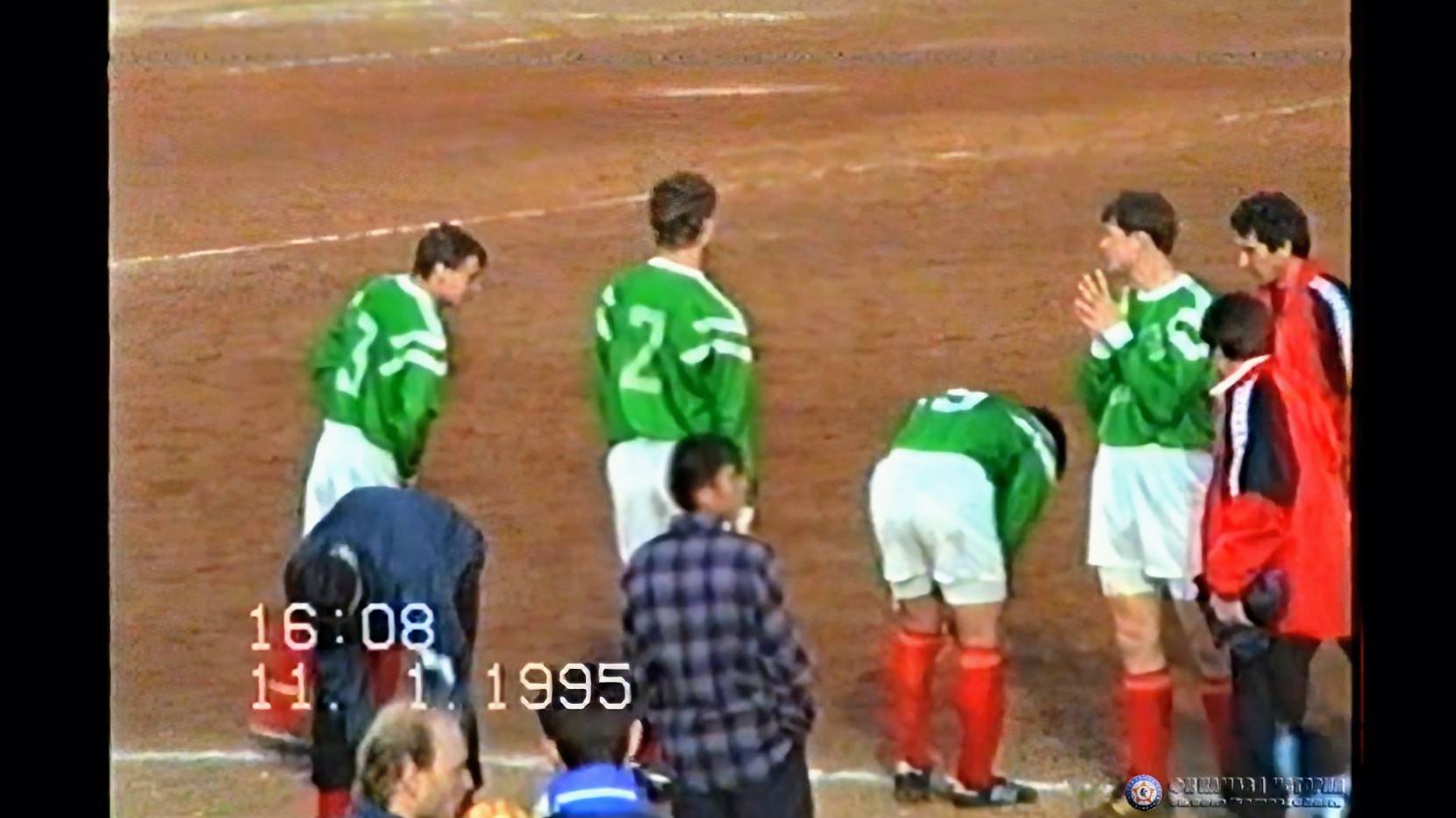 «КАМАЗ-Чаллы» (Набережные Челны) - «Заря» (Ленинск-Кузнецкий) 1:0. Перед матчем. 11 января 1995 г.