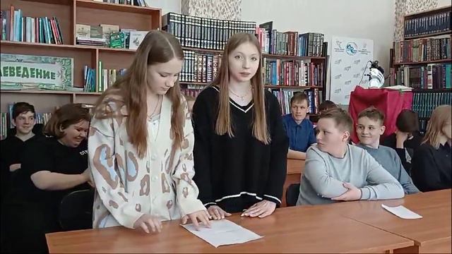 Литературно-поэтический час ВАШИ ЖИЗНИ ВОЙНА РИФМОВАЛА
