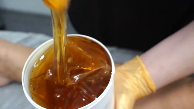 5 Институт Эстетики - Депиляция сахарной пастой. Зона обработки - голень, колено, бедро.