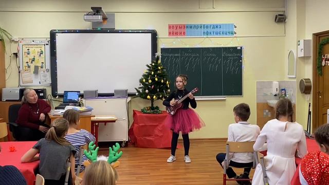 Милый дом. МАША (в классе) 12.22