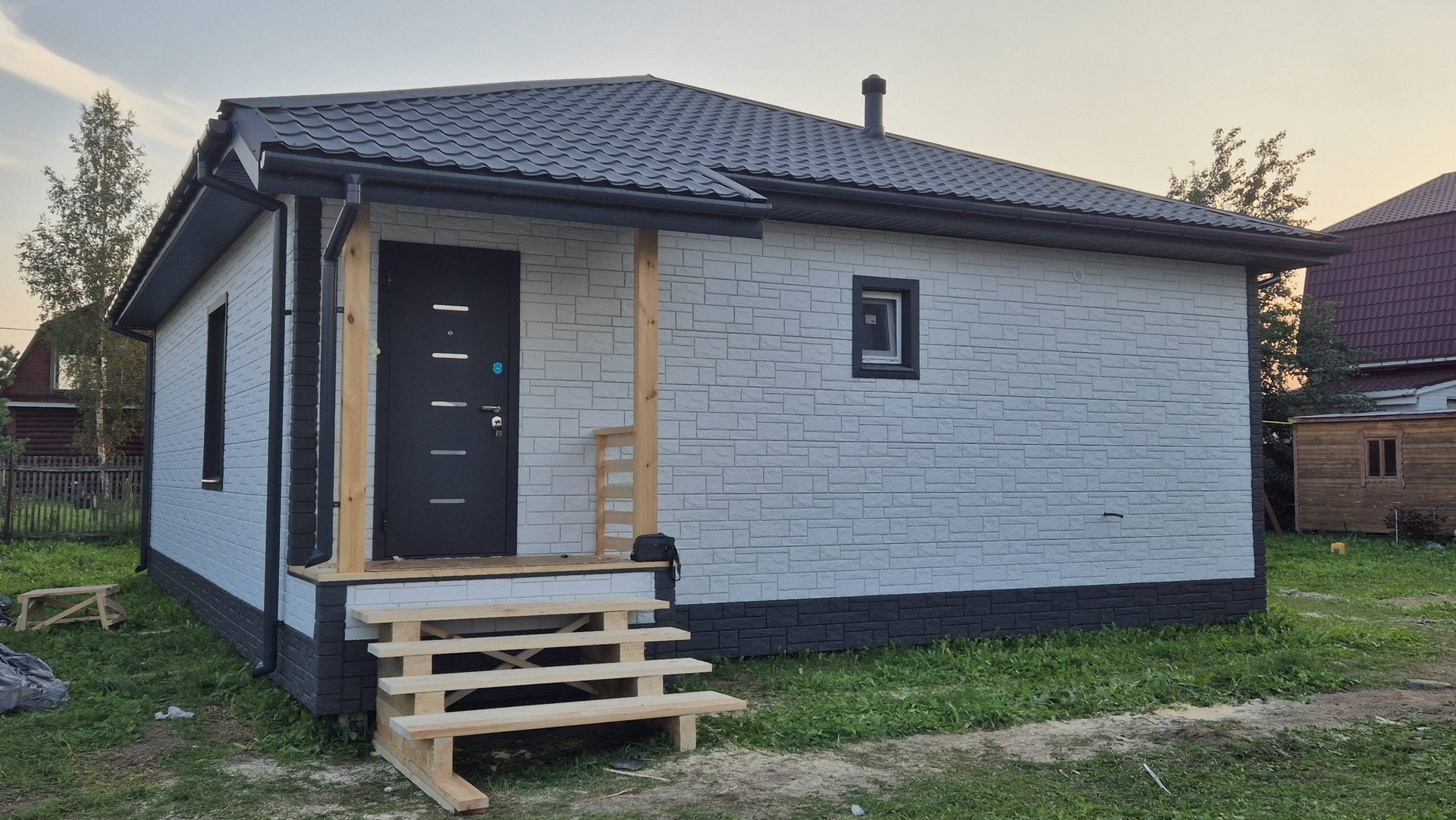 Видеоотзыв о строительстве каркасного дома 8.5х9.5 м. по индивидуальному проекту.