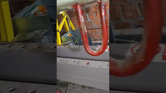 Представляю как всё сжалось у электромеханика