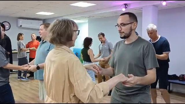 Бачата. Занятия в школе танцев PALLADIUM