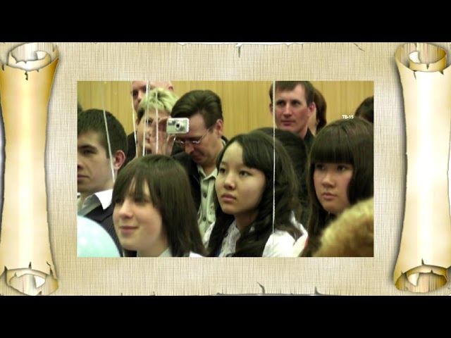 Торжественная линейка для 9х классов в 15 школе  2011 (Баяндина А.В.)