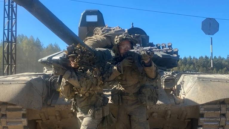 Сутки на броне Операция Богратион