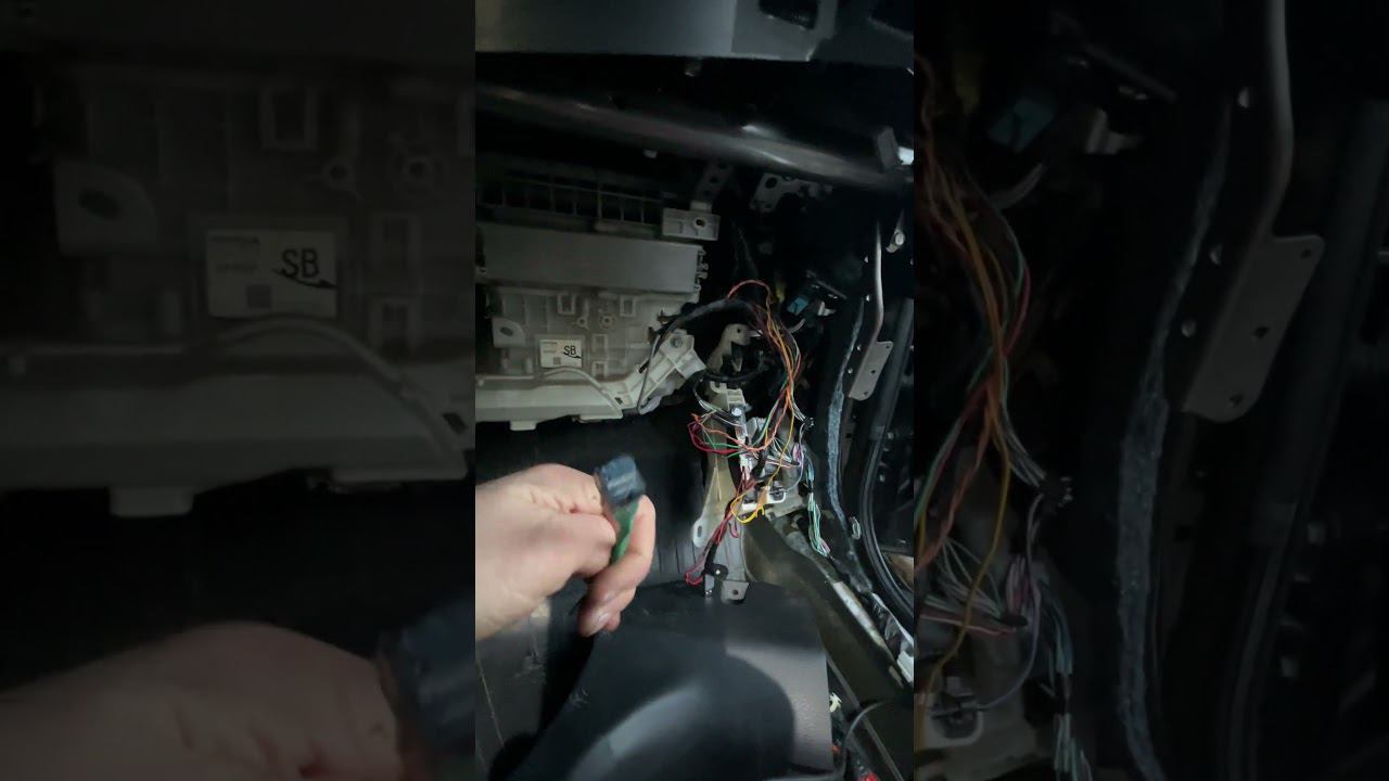 Тойота Камри не заводится. Проблема в сигнализации.