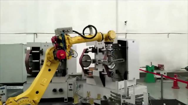 Пятизвездочное применение полировки ножек стульев