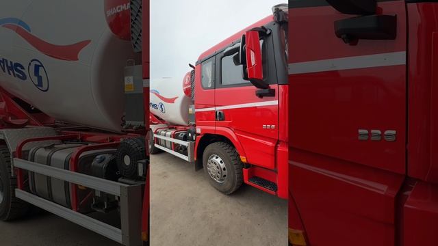 Автобетоносмеситель SHACMAN 6х4 2024 года в продаже на нашей стоянке!