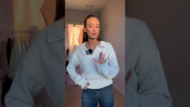 Свитер как на мне и белый свитшот можно заказать на сайте colomboli.ru - ссылка в шапке профиля