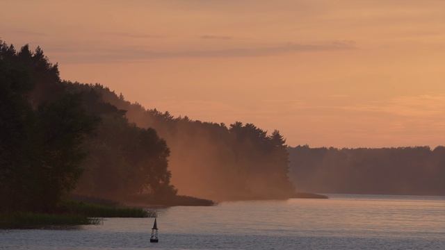 Вечерний туман на Волге