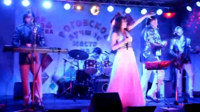 День Города Москвы в Рогово, кавер-группа Люкс Меломания
