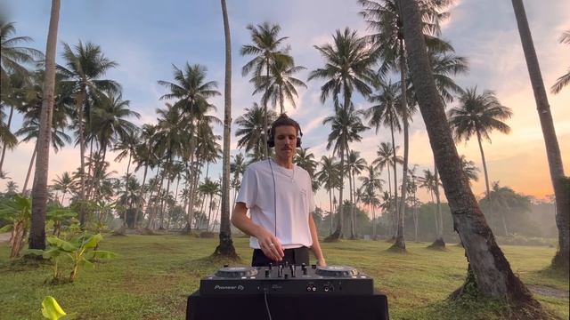 Дип Хаус на рассвете под пальмами | deep house sunrise mix under palm trees