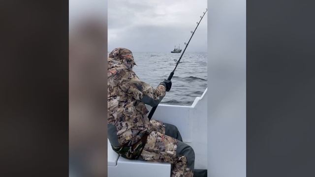 Поймал "радужную форель" в Баренцевом море :)