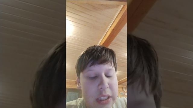 нашёл на столе ещё одну монетку из  пятёрочки