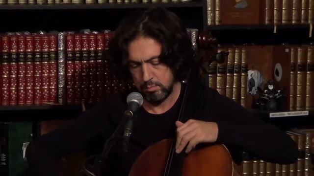 12 Диана Коденко. Сколько ангелов поместится... — Ян Максин. Священный огонь