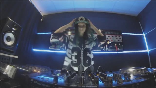 Miss Monique - Mind Games Podcast 041 (Live, Radio Intense 08.07.2015)