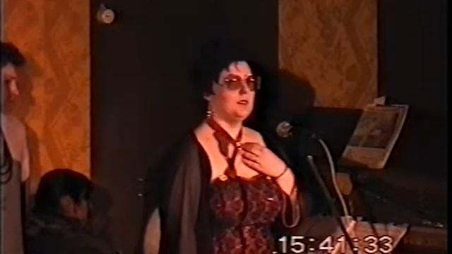 Муз. и сл. А.Шуваловой-Осеннее настроение.Исп.автор.