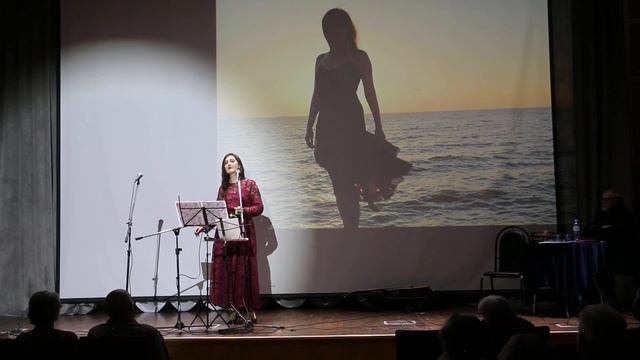 Светлана Дзансолова - СИЯЮЩЕЕ ДУНОВЕНЬЕ ("А что такое вдохновенье...")
