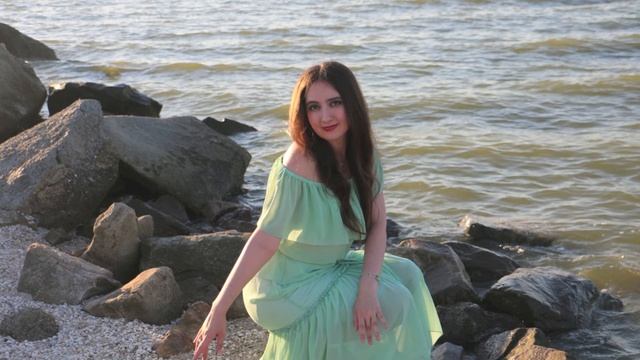 Светлана Дзансолова - ЯБЛОЧНЫЕ БЕРЕГА