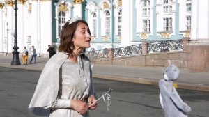 Вместе с феей в Эрмитаж. Серия 2— "Прогулка вокруг дворца"