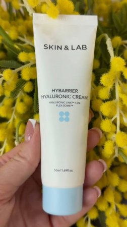 Крем с успокаивающим действием SKIN1004 Madagascar Centella Hyalu-Cica Moisture Cream