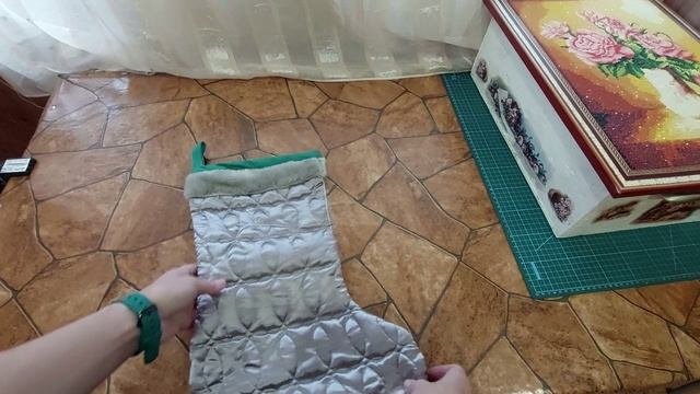 ОФОРМЛЕНИЕ САПОЖКА И ПЕРЕОРГАНИЗАЦИЯ НИТОК МУЛИНЕ.