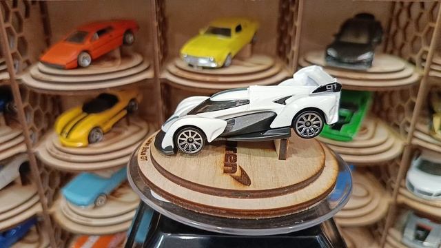 McLaren Solus GT