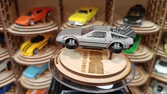DMC Delorean Hover Mode