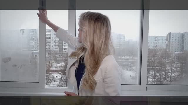 Видео о Махаон. Балкон_11.2022