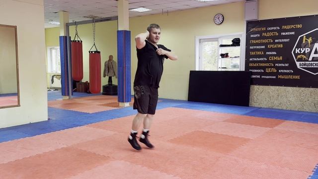 Откидываем ноги назад