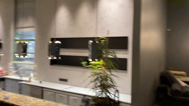 ВЛОГ: ОТКРЫТИЕ ZERO WASTE КАФЕ В МОСКВЕ  // CAROB CAFE