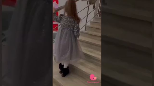 Лиза - маленькая принцесса с ДЦП