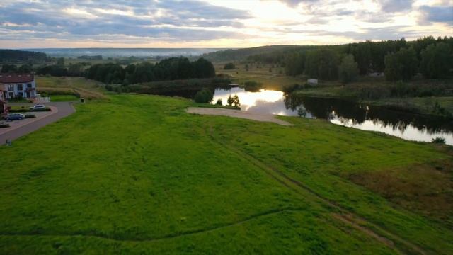 Загородный поселок "Маленькая страна" с высоты птичьего полета.