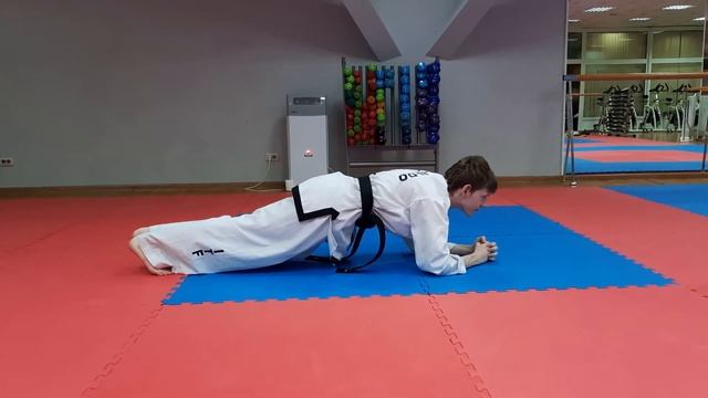 Упражнение "Планка"