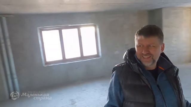 Обзор дуплекса 250 кв.м. с отдельностоящим гаражом.