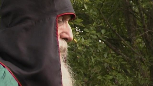 "Крестный ход по Руси идет"