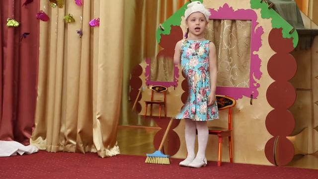 Клип Праздник весны 2017. Чебурашки.