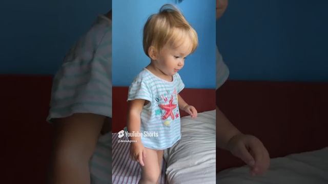 Главное - улыбайся! Даже если подняли, а разбудить забыли #asasha #baby #улыбайся #cutebaby
