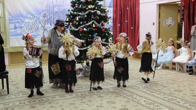 Новогодний спектакль от группы Чебурашки 2019.