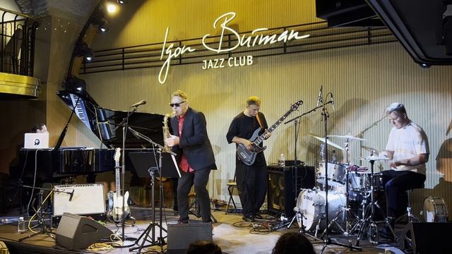 Игорь Тимофеев