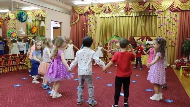 Праздник весны 2017. Чебурашки HD