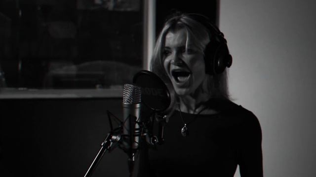 Queen - The Show Must Go On (VeraFox Cover)