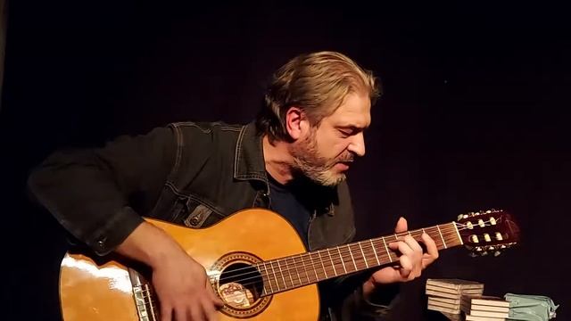 06 Диана Коденко. И вот из тумана... — Борис Смоляк. Стюардесса по имени...