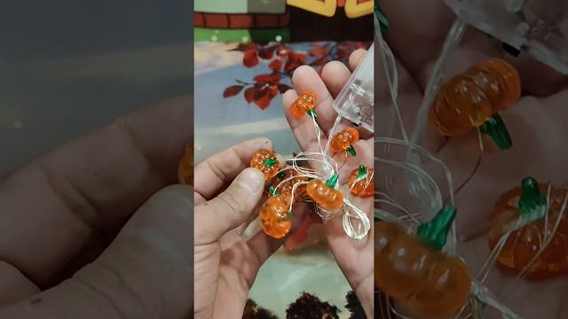 Гирлянда тыквы длина 2м. Цена: 124р. Куплена в магазине Фикспрайс.