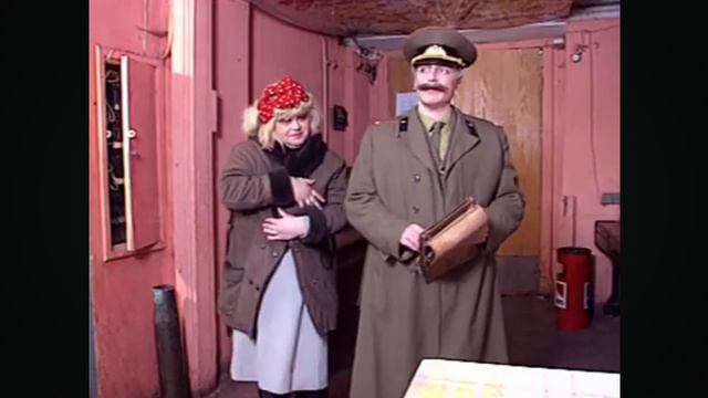 Осторожно Модерн. Старшина: всё зло от баб😂