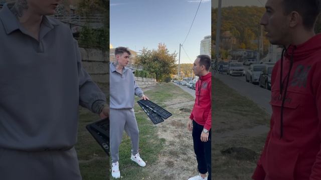 Макс Ващенко хотел заработать А Рома не дал работать😂