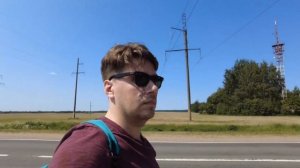 Между деревнями общественный транспорт ходит туго, придётся пройтись. Если не любишь ходи