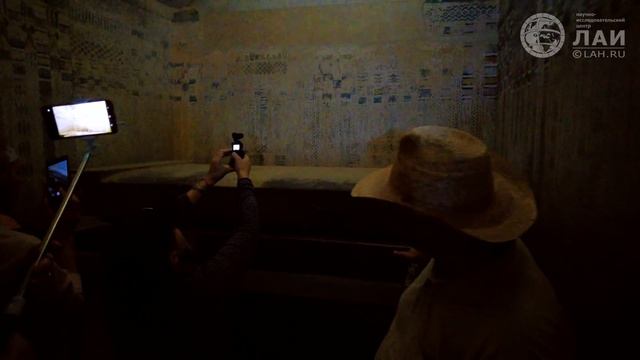 Тайны Египта_ Прозрачные стены и базальтовый саркофаг пирамиды Унаса